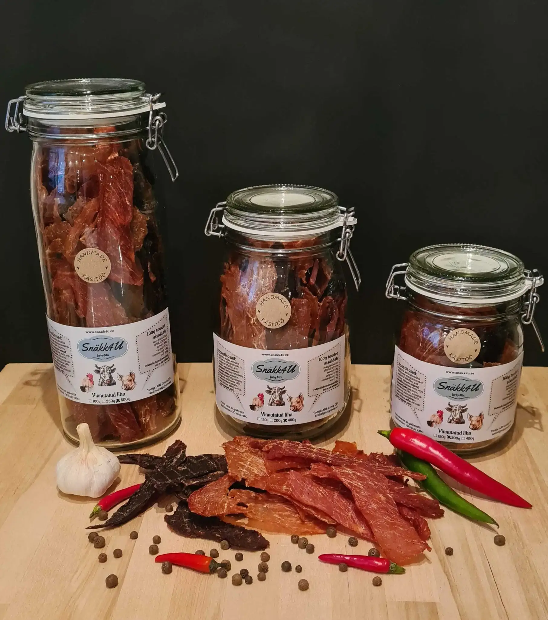 Vinnutatud liha mix purgis (veiseliha, sealiha ja kanaliha jerky segu ...